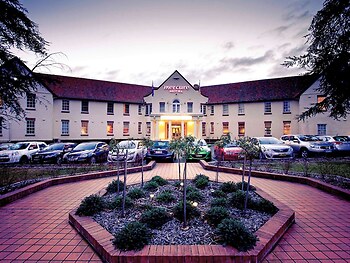 Hotel Mercure Canberra, Braddon, Australia - Lowest Rate Guaranteed!