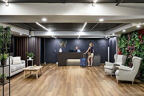 Hotel Punthill Spring Hill, Spring Hill, Australia - Lowest Rate ...