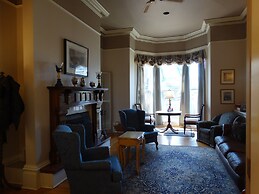 Hotel Hochelaga Inn, Kingston, Canada - Lowest Rate Guaranteed!