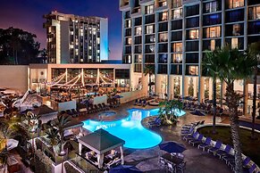 Hotel VEA Newport Beach, A Marriott Resort & Spa, Newport Beach, United ...