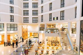 Hotel Sofitel London Gatwick, Gatwick, United Kingdom - Lowest Rate ...