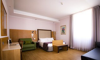 Hotel Giolli Nazionale, Rome, Italy - Lowest Rate Guaranteed!