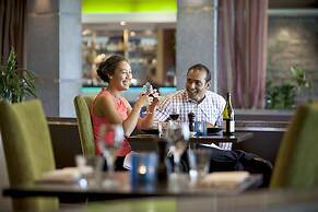 Hotel ibis Auckland Ellerslie, Auckland, New Zealand - Lowest Rate ...