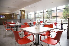 Hotel Ibis Hull City Centre, Hull, United Kingdom - Lowest Rate Guaranteed!