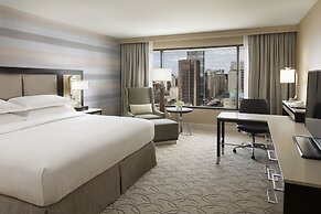 Hotel Hilton Toronto, Toronto, Canada - Lowest Rate Guaranteed!