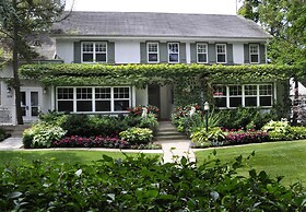 Hotel Oban Inn, Niagara-on-the-Lake, Canada - Lowest Rate Guaranteed!