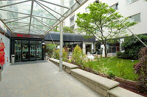 Hotel ibis Milano Centro, Milan, Italy - Lowest Rate Guaranteed!