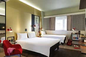 Hotel ibis Milano Centro, Milan, Italy - Lowest Rate Guaranteed!