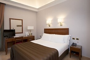 Hotel Forum, Pompei, Italy - Lowest Rate Guaranteed!