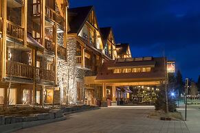 Moose Hotel And Suites, Banff, Canada - Lowest Rate Guaranteed!