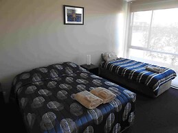 Hotel Copper City Motel, Cobar, Australia - Lowest Rate Guaranteed!
