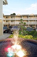 Hotel Parkside Inn Bridgeview, Mackinaw City, United States of America ...