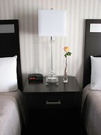 Hotel Parkside Inn Bridgeview, Mackinaw City, United States of America ...