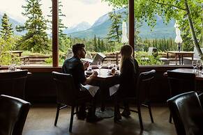 The Juniper Hotel, Banff, Canada - Lowest Rate Guaranteed!