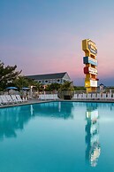 Harrison Hall Hotel, Ocean City, United States of America - Lowest Rate ...