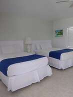Hotel Kingsail Resort, Marathon, United States of America - Lowest Rate ...