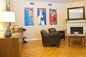 Hotel Byward Blue Inn, Ottawa, Canada - Lowest Rate Guaranteed!