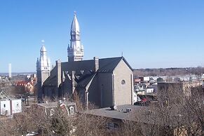 Hotel Byward Blue Inn, Ottawa, Canada - Lowest Rate Guaranteed!