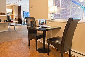 Hotel Byward Blue Inn, Ottawa, Canada - Lowest Rate Guaranteed!