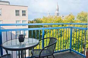 Hotel Byward Blue Inn, Ottawa, Canada - Lowest Rate Guaranteed!
