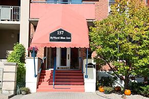 Hotel Byward Blue Inn, Ottawa, Canada - Lowest Rate Guaranteed!