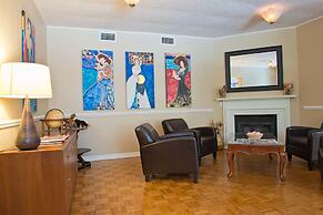 Hotel Byward Blue Inn, Ottawa, Canada - Lowest Rate Guaranteed!