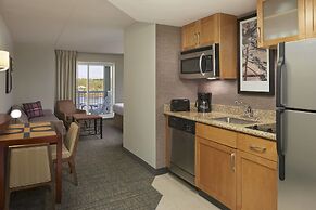 Hotel Residence Inn by Marriott Gravenhurst Muskoka Wharf, Gravenhurst ...