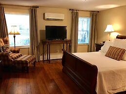 Hotel Forsyth Park Inn, Savannah, United States of America - Lowest ...