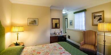 The Red Coach Inn Hotel, Niagara Falls, United States of America ...