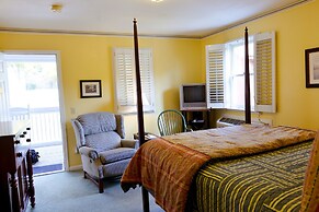 The Green Tree Inn Hotel, Elsah, United States of America - Lowest Rate ...