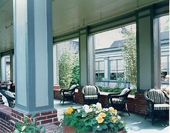 Hotel Roycroft Inn, East Aurora, United States of America - Lowest Rate ...