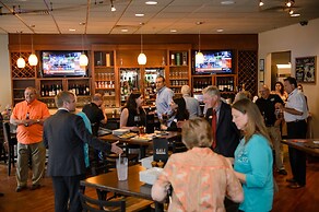 Hotel Clemson University's James F. Martin Inn, Clemson, United States ...