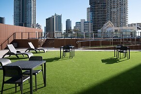 Mantra on View Hotel, Surfers Paradise, Australia - Lowest Rate Guaranteed!