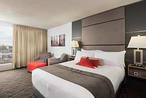 Carriage House Hotel & Conference Centre, Calgary, Canada - Lowest Rate ...