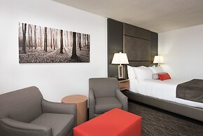 Carriage House Hotel & Conference Centre, Calgary, Canada - Lowest Rate ...
