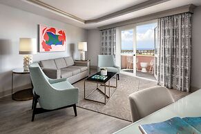 The Vinoy Resort & Golf Club, Autograph Collection Hotel, St ...