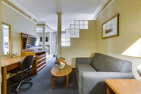 Hotel Monte Carlo Inn Toronto West Suites, Mississauga, Canada - Lowest ...