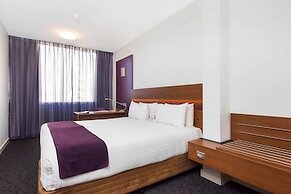 Quality Hotel Ambassador Perth, East Perth, Australia - Lowest Rate ...