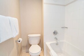 Hotel Sandman Suites Surrey-Guildford, Surrey, Canada - Lowest Rate ...