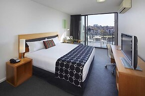East Perth Suites Hotel, East Perth, Australia - Lowest Rate Guaranteed!