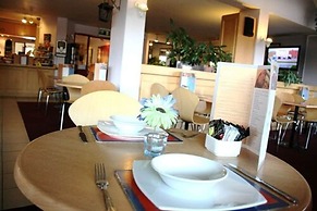 Stay Inn Hotel Manchester, Salford, United Kingdom - Lowest Rate ...