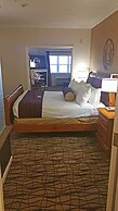 Hotel Cherry Tree Inn & Suites, Traverse City, United States of America ...