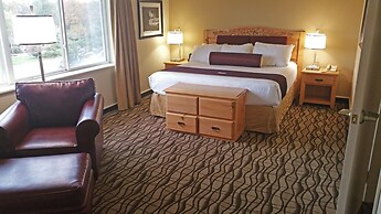 Hotel Cherry Tree Inn & Suites, Traverse City, United States of America ...