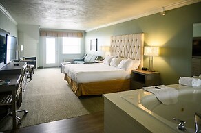 Hotel Cherry Tree Inn & Suites, Traverse City, United States of America ...