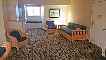 Hotel Cherry Tree Inn & Suites, Traverse City, United States of America ...