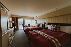 Hotel Manoir du Lac Delage, Lac Delage, Canada - Lowest Rate Guaranteed!