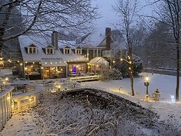The Cornell Inn, Lenox & The Berkshires Hotel, Lenox, United States of ...
