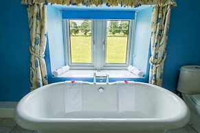 Springfield Hotel and Restaurant, Holywell, United Kingdom - Lowest ...