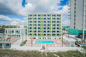 The Flamingo Hotel and Tower, Panama City Beach, United States of ...