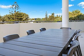 Hotel Element on Coolum Beach, Coolum Beach, Australia - Lowest Rate ...